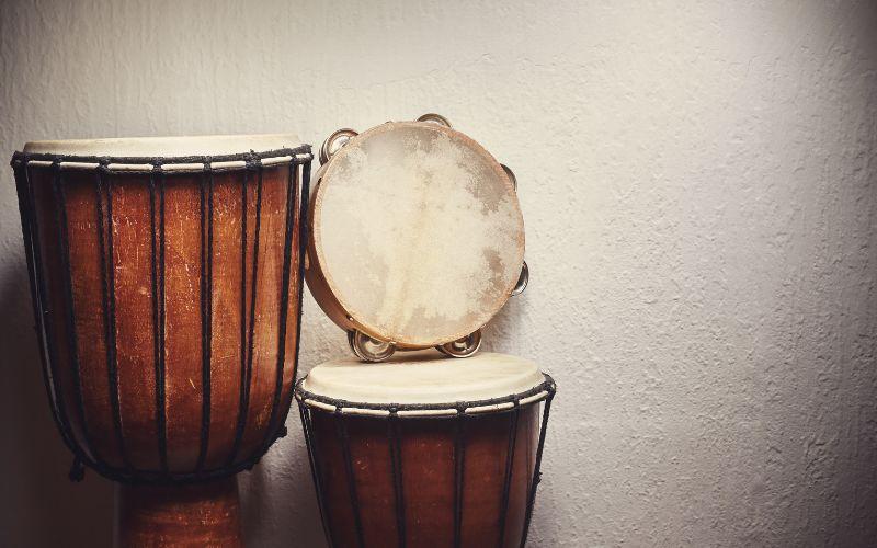 Instrumentos membranófonos: qué son, características, tipos y ejemplos