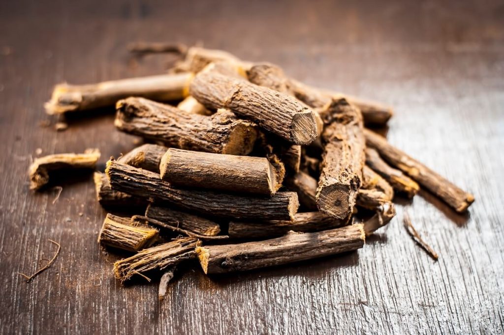 Las 11 Raíces Comestibles Más Comunes Usadas en la Cocina
