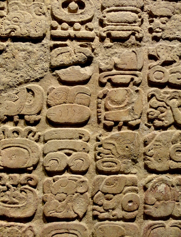 Literatura maya: historia, características, autores y obras