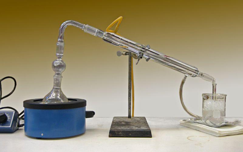 Destilación simple: qué es, proceso y ejemplos