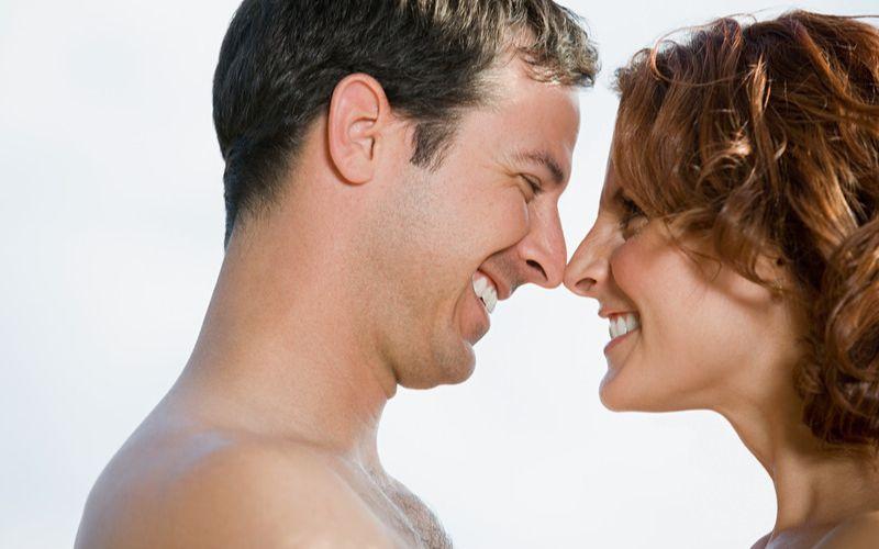 Beso esquimal: qué es, origen y significado