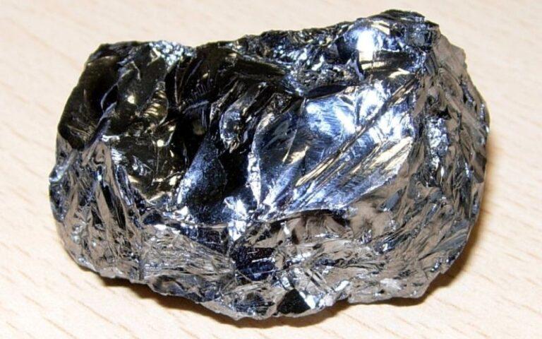 Silicio: qué es, propiedades, estructura, riesgos y usos