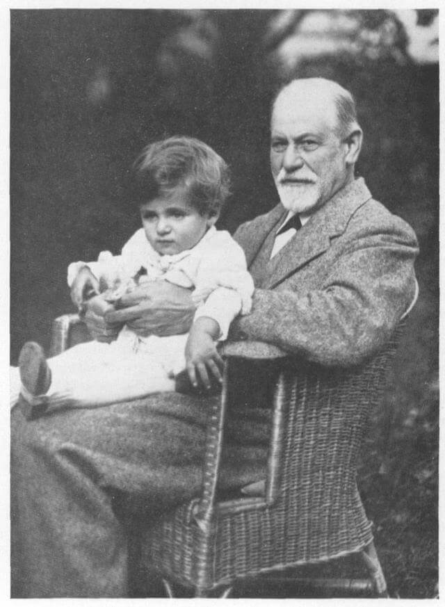 Sigmund Freud: biografía, teorías, aportes, obras Sigmund Freud: biografía, teorías, aportes, obras