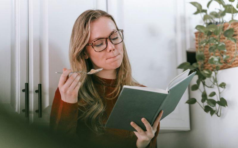 Prólogo: qué es, características, funciones, partes, ejemplos