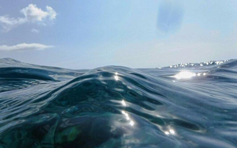 Ondas superficiales: qué son, tipos y ejemplos