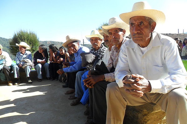PROBLEMAS COMUNITARIOS EN GUATEMALA