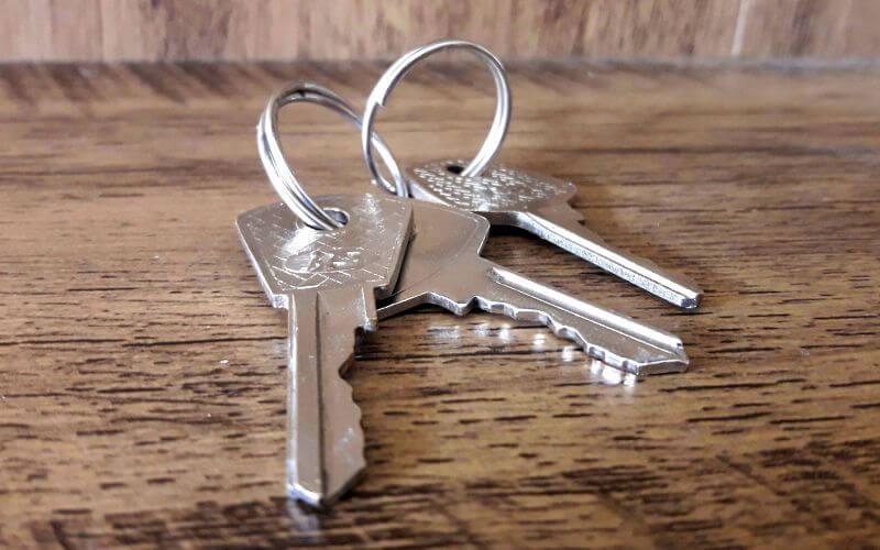 11 Usos del Aluminio Industriales y en la Vida Cotidiana