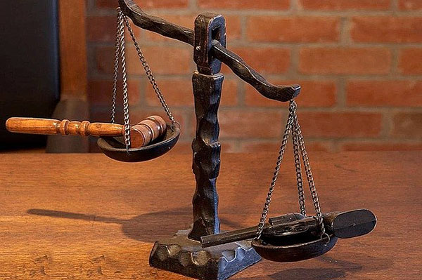 Elementos del delito y sus características (con ejemplos) - Lifeder