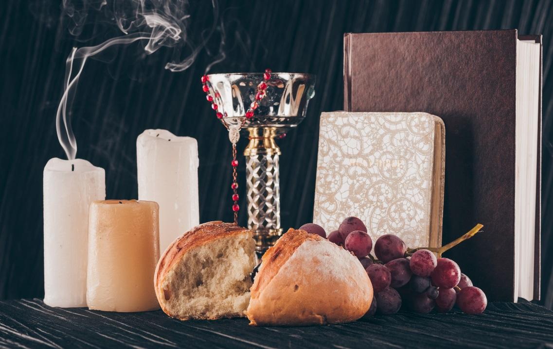 Normas religiosas: qué son, características, tipos, ejemplos, importancia Normas religiosas: qué son, características, tipos, ejemplos, importancia