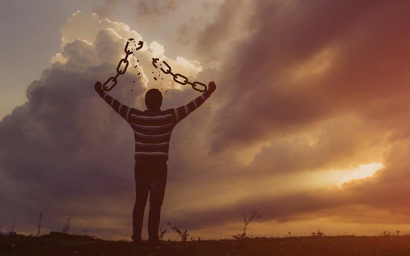 100+ frases de dignidad humana en la vida, amor y trabajo